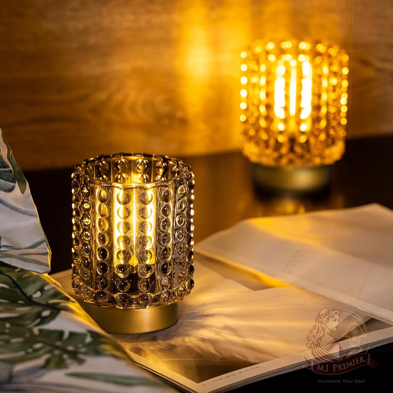 Rechargeable Lamp, Mini Crystal Table Lamp for Home Decor – V Surfaces